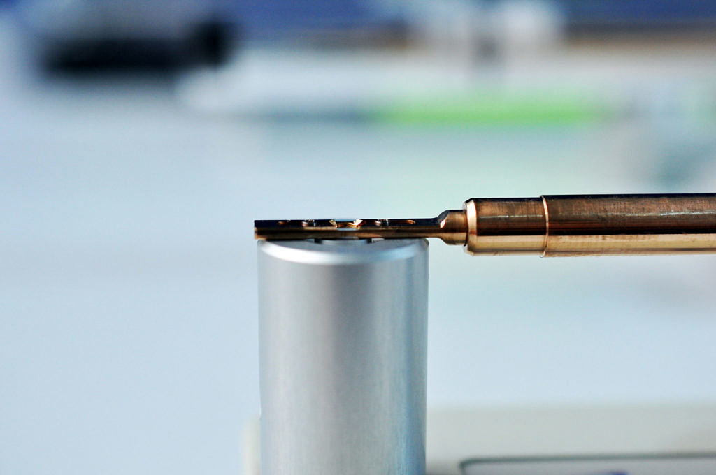 Electron Microscopy - Center for Nanoanalysis and Electron Microscopy